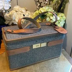Hartmann | Bags | Vintage Hartmann Train Case With Interior Mirror In ...